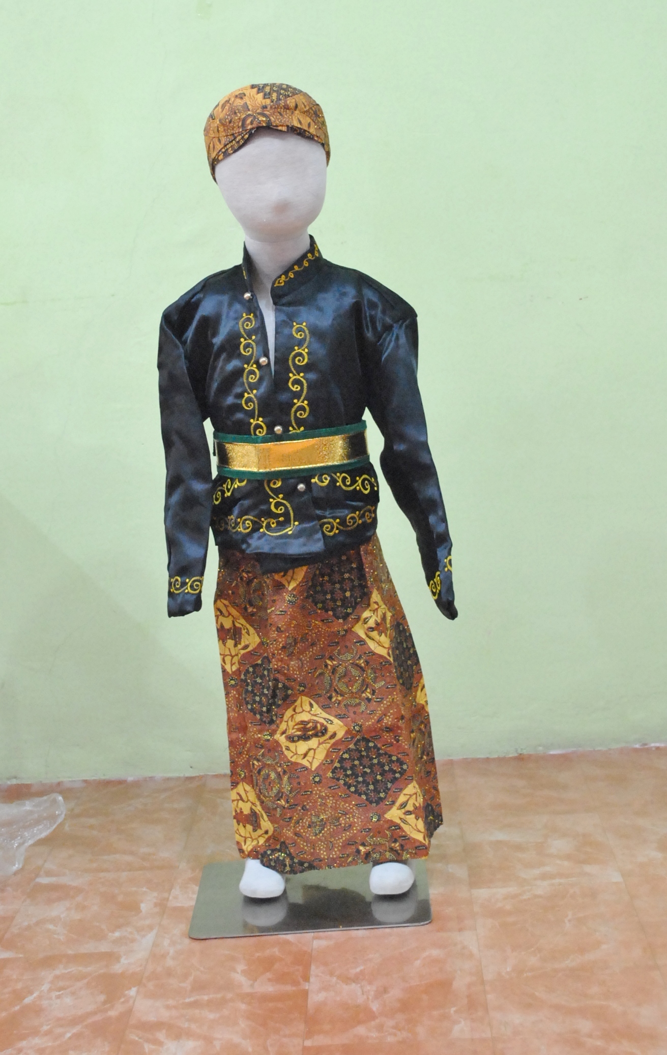 Kostum Sultan Hasanudin | Baju pahlawan Indonesia